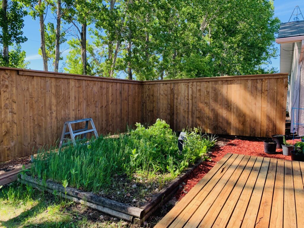 Residential Fences in Winnipeg | Wallace + Wallace