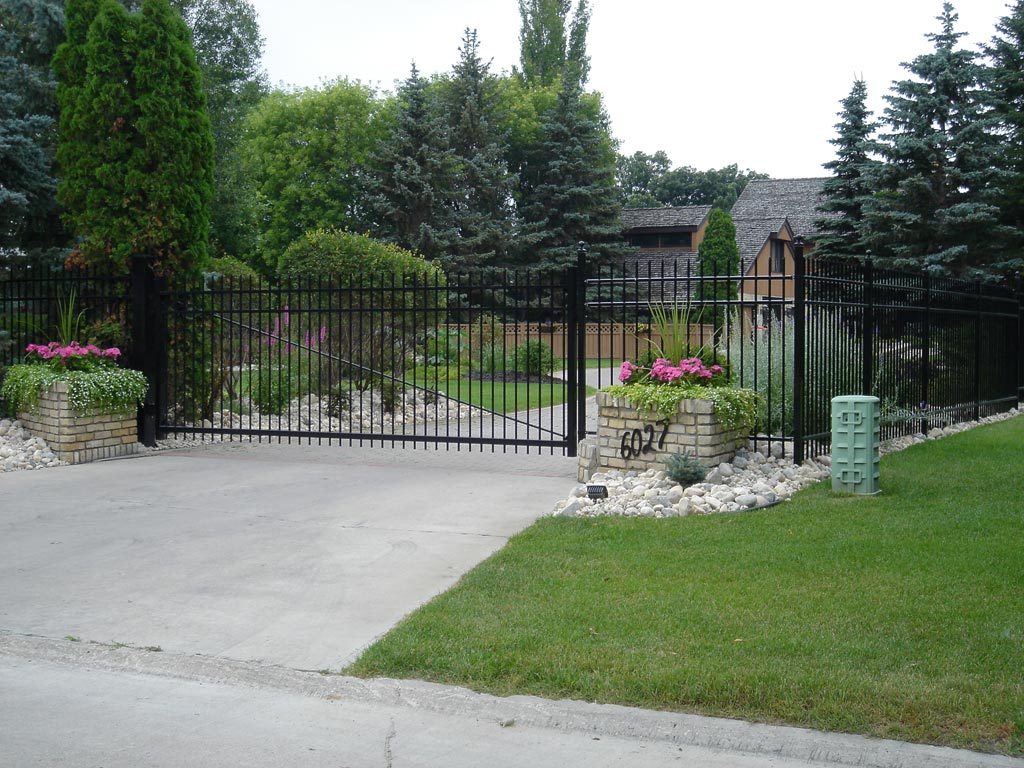 Residential Automated Gates Winnipeg | Convenient Security
