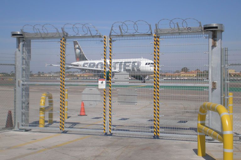 PDXT SpeedGate: Efficient Entry Management System