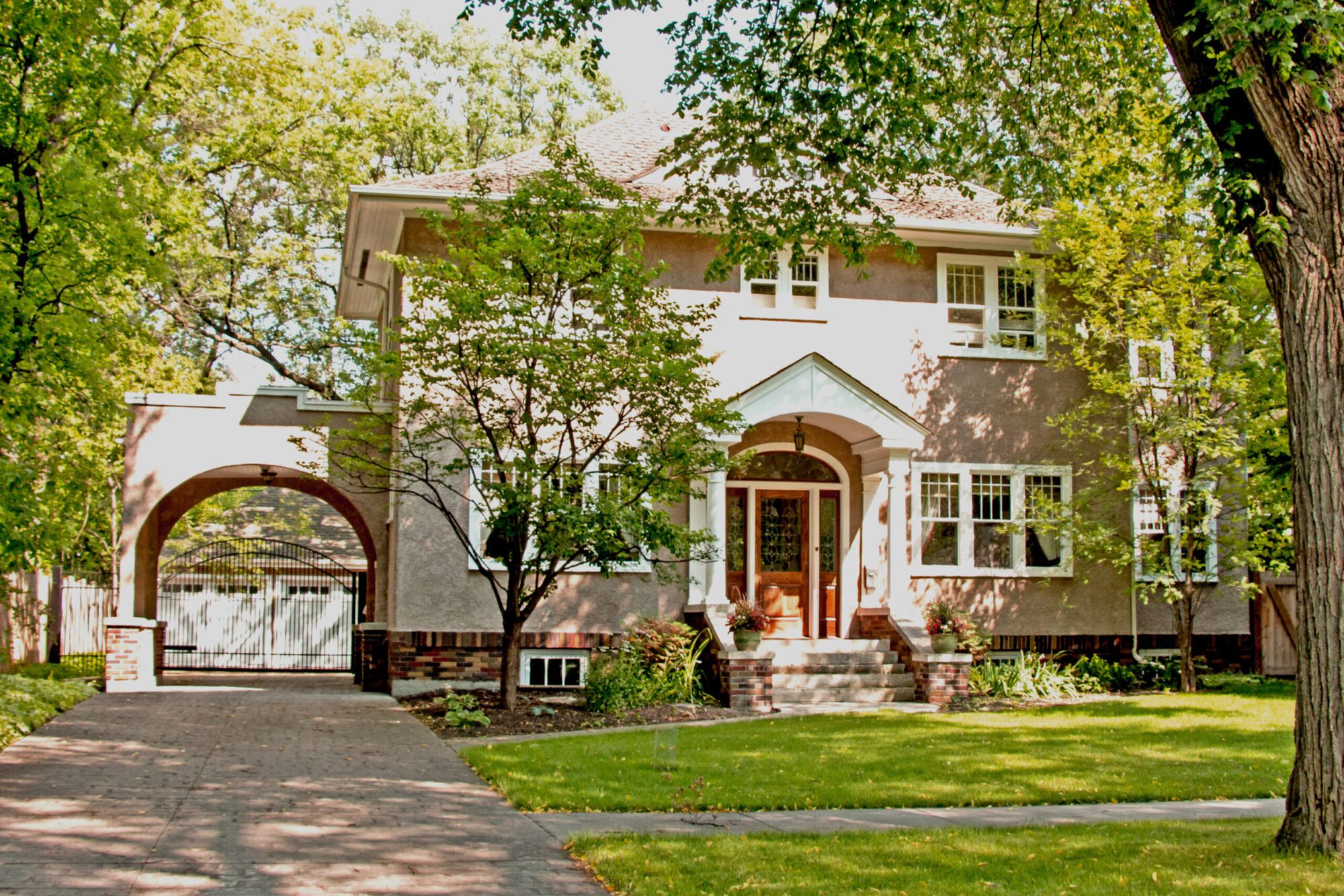 Arched Gate | Wallace + Wallace